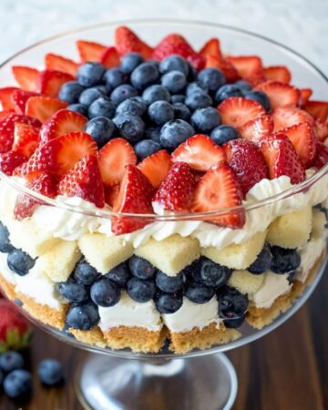 No-Bake Strawberry Blueberry Trifle Recipe - WEEKNIGHT RECIPES